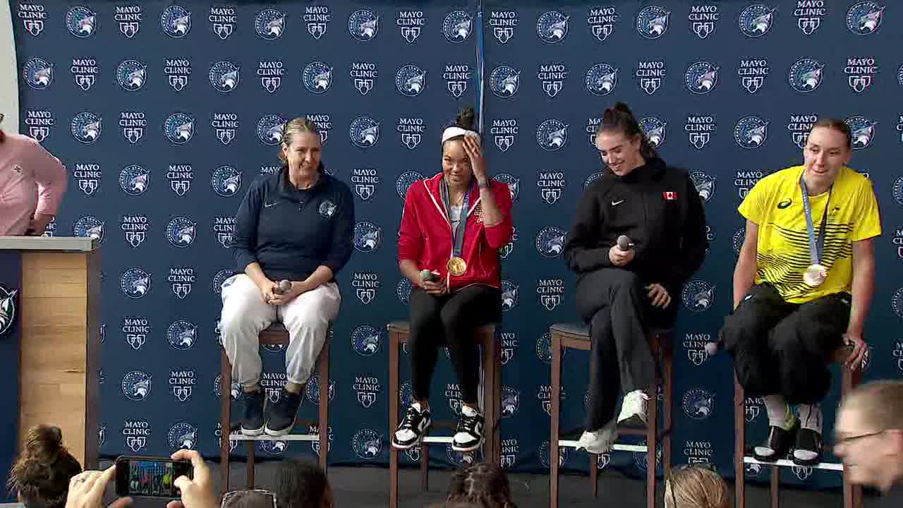 Lynx players, Cheryl Reeve show of gold medals | FOX 9 Minneapolis-St. Paul