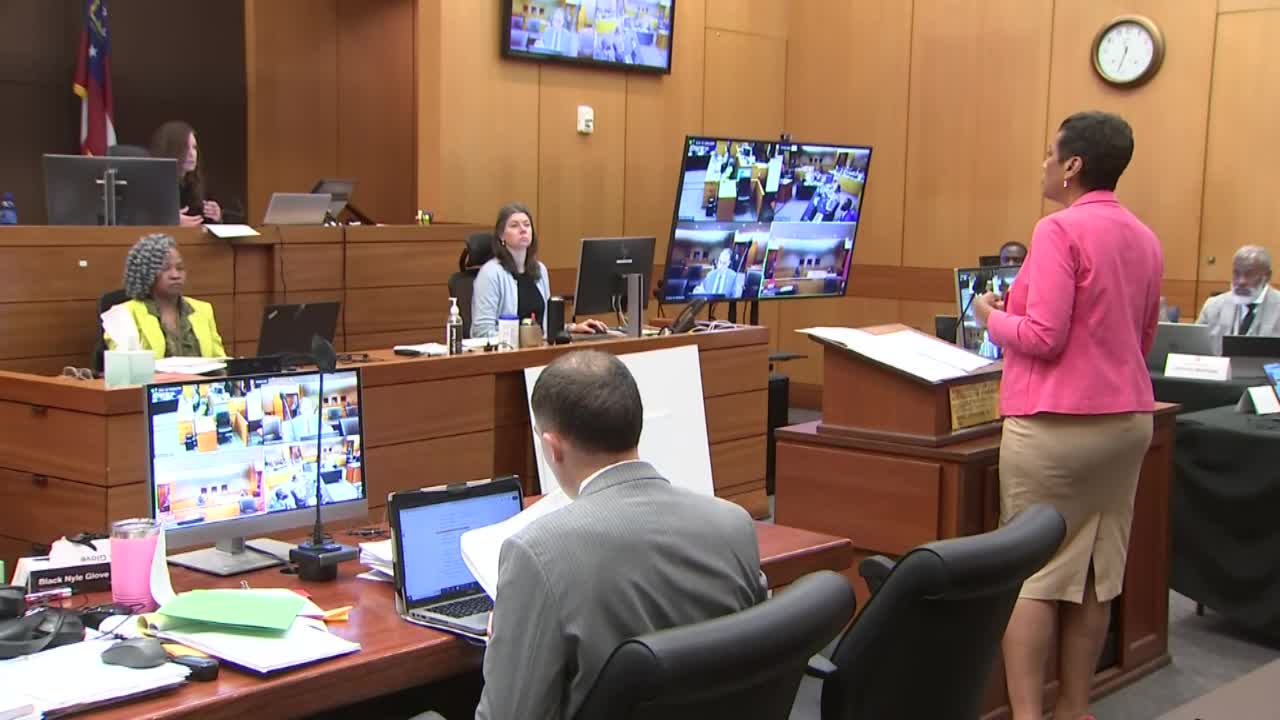 RAW: Kenneth Copeland shows up in court | FOX 5 Atlanta