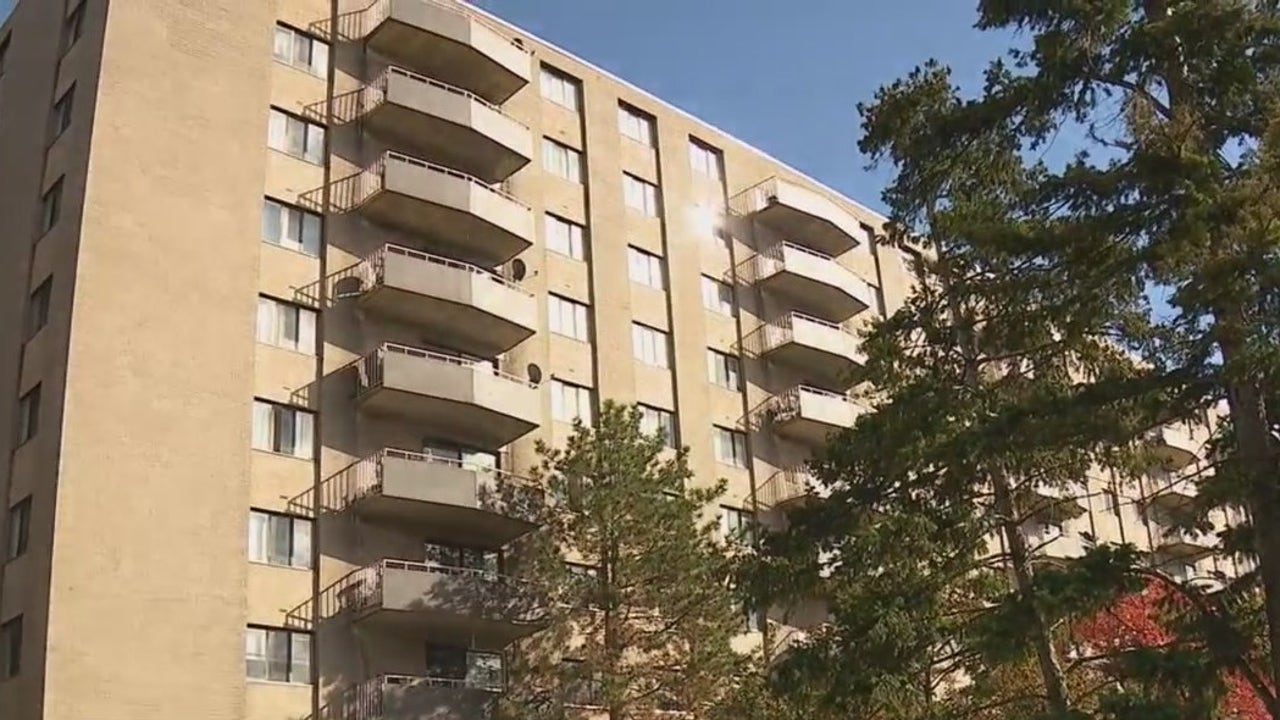 Southfield woman facing eviction following roach dispute | FOX 2 Detroit