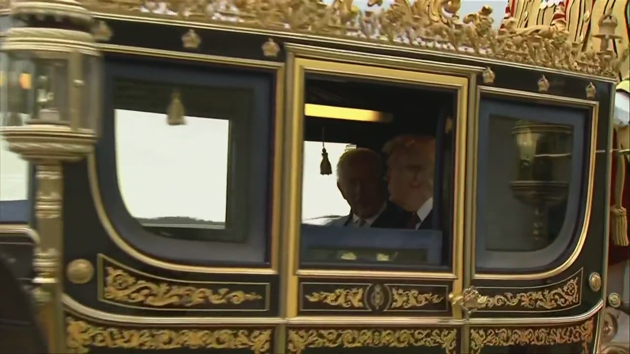 Pres. Trump in carriage procession, meet with Royal Family [FULL] | FOX ...