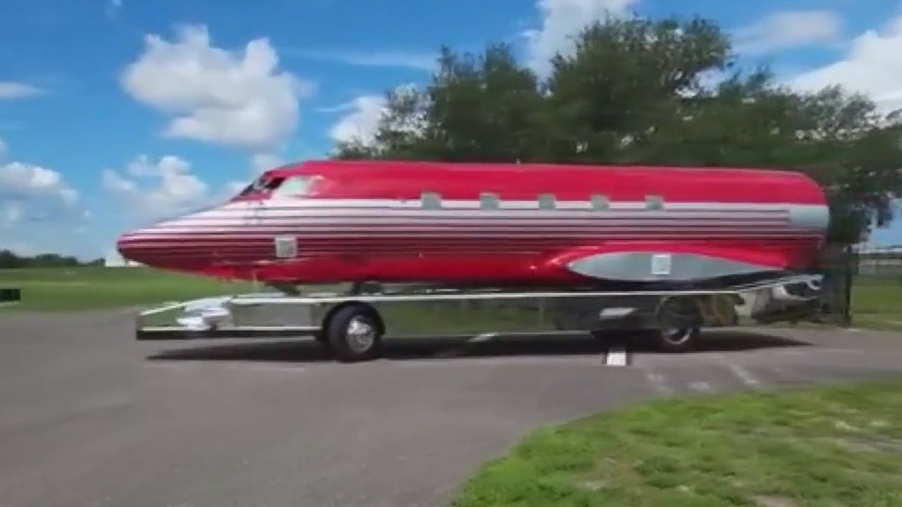 Elvis' jet turned into camper | FOX 5 Atlanta