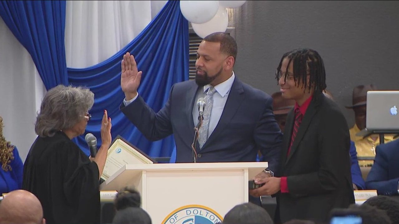 Dolton fresh start: Jason House sworn-in as mayor | FOX 32 Chicago