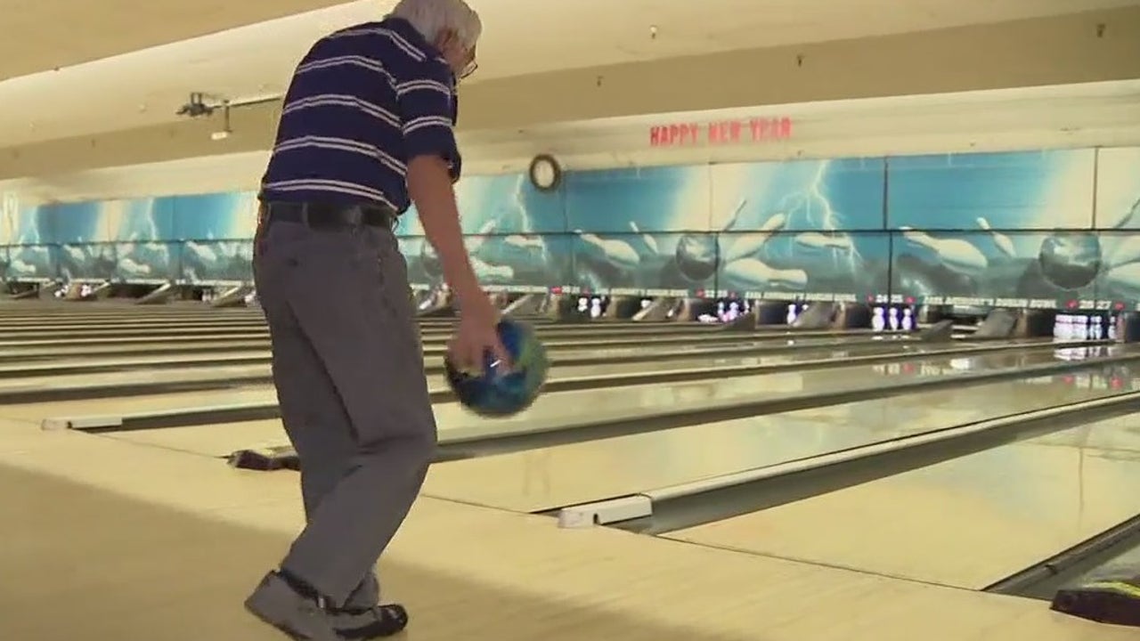 100-year-old man still has game at Dublin Bowl | KTVU FOX 2