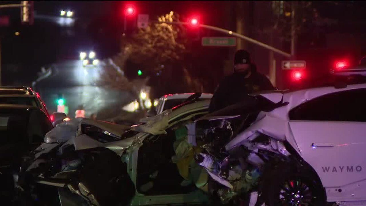 Waymo among vehicles hit in deadly 7-car crash in San Francisco | KTVU ...