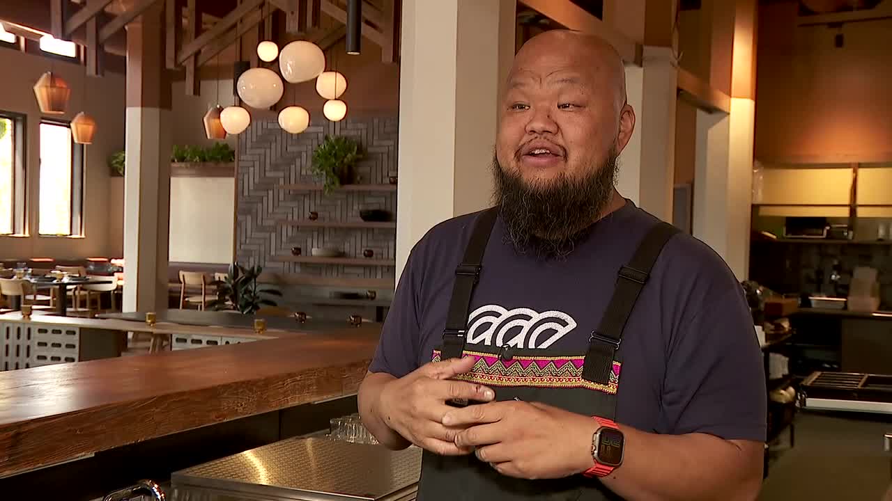 Chef Yia Vang opens new restaurant Vinai in Minneapolis | FOX 9 ...