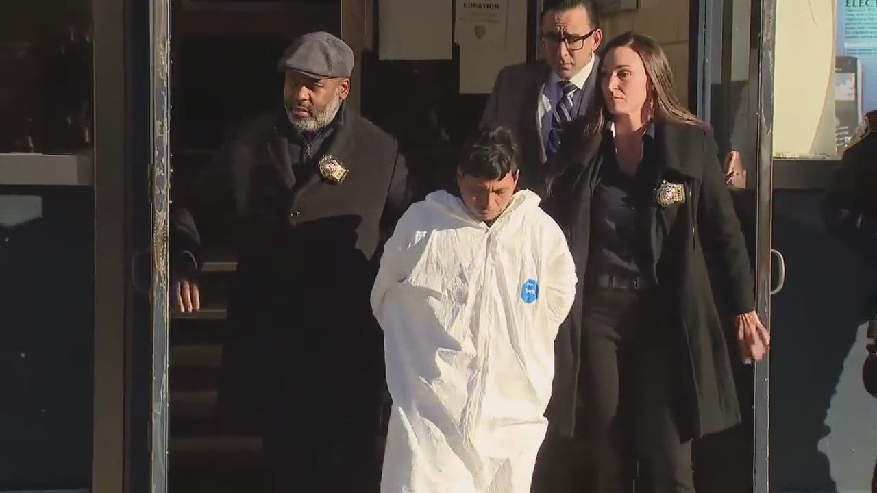 Suspect charged in NYC subway fire death, Luigi Mangione pleads not ...