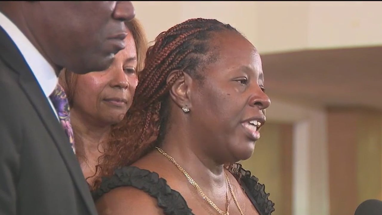 Roger Fortson's family wants criminal charges for Florida deputy who ...