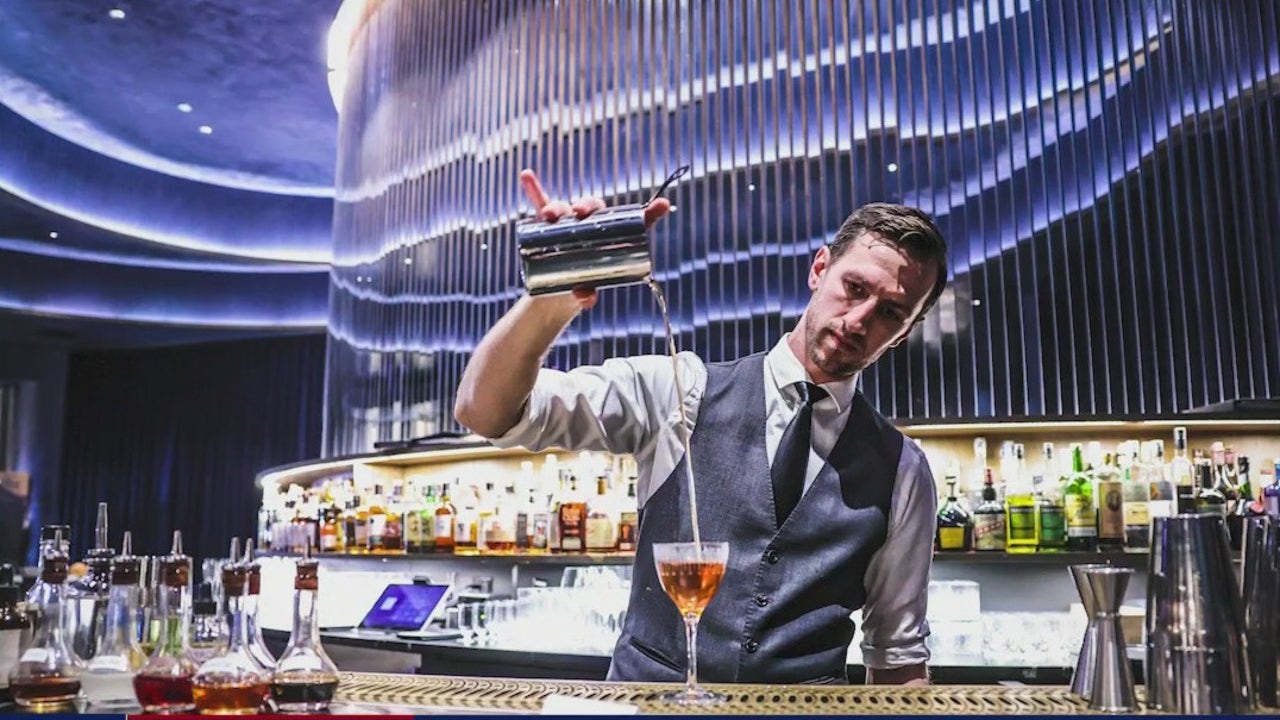 Good Day on the Road: 'After' cocktail lounge debuts "RÊVE" burger at ...