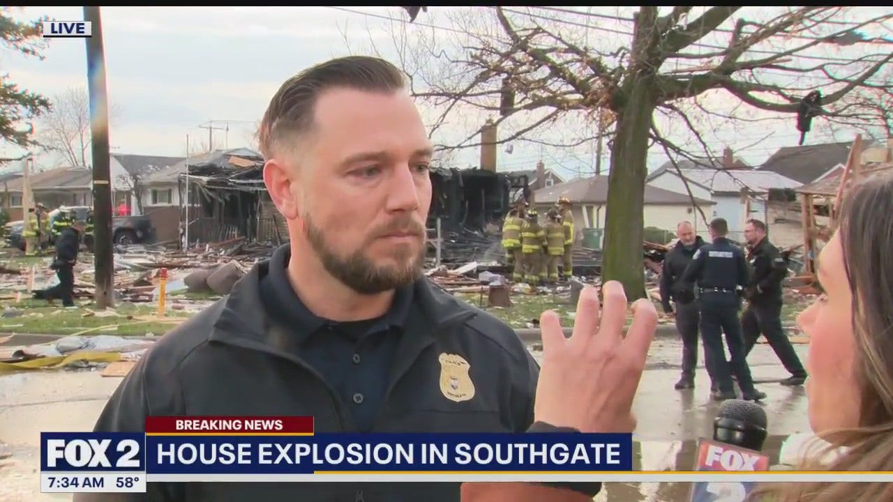Southgate Police pull man from debris of home explosion | FOX 2 Detroit