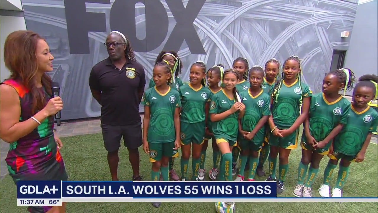 The South L.A. Wolves celebrate a 55-1 record | FOX 11 Los Angeles