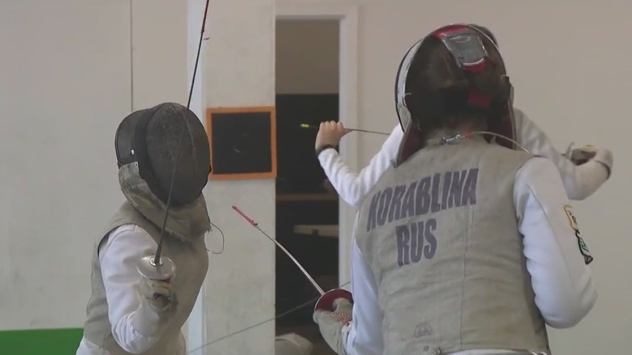 Future fencing stars train in metro Atlanta | FOX 5 Atlanta