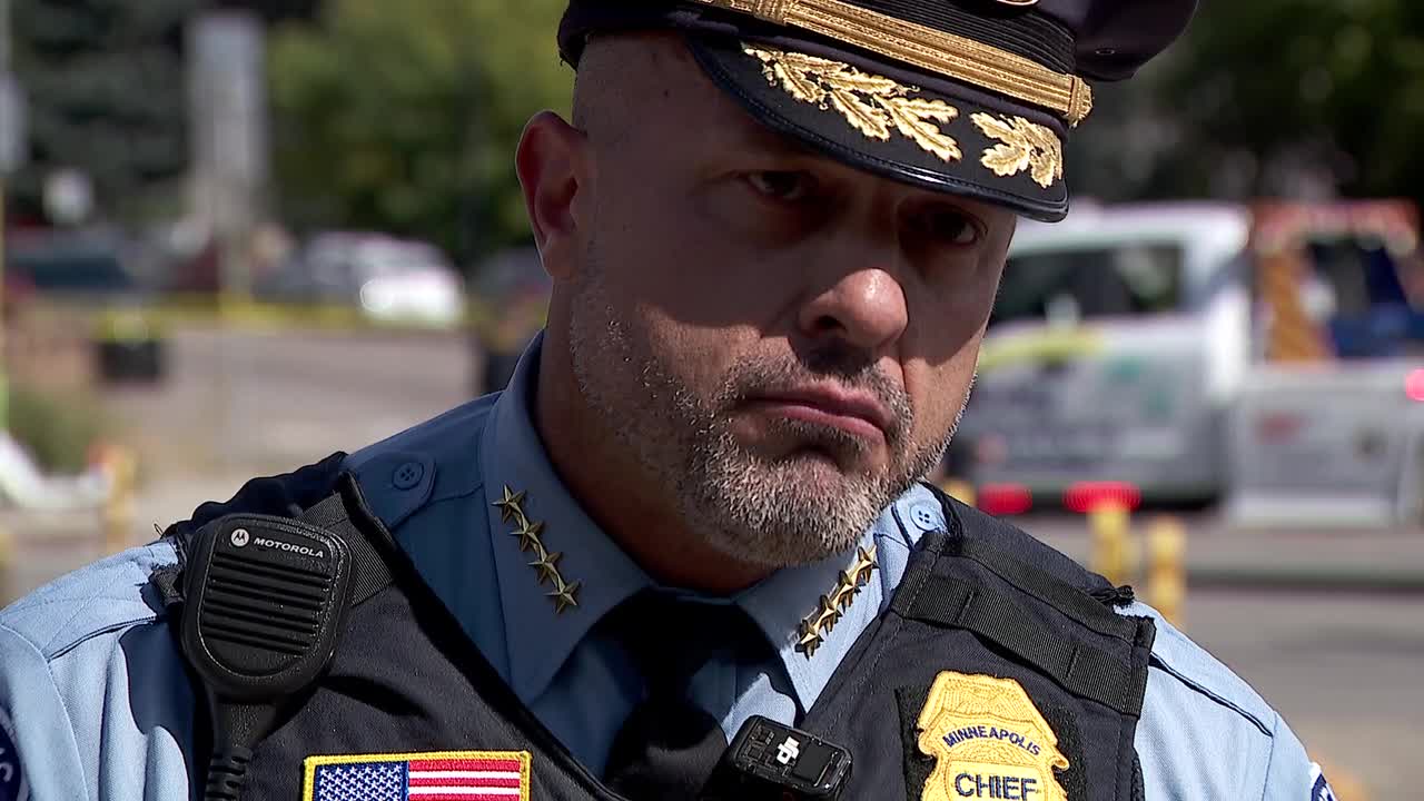 Mpls police pursuit crash leaves 2 women dead [FULL PRESSER] | FOX 9 ...
