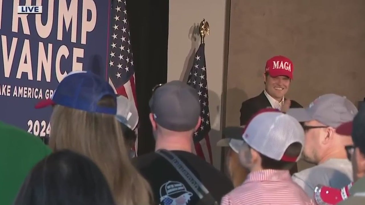 Trump campaign bus tour hits Kennesaw | FOX 5 Atlanta
