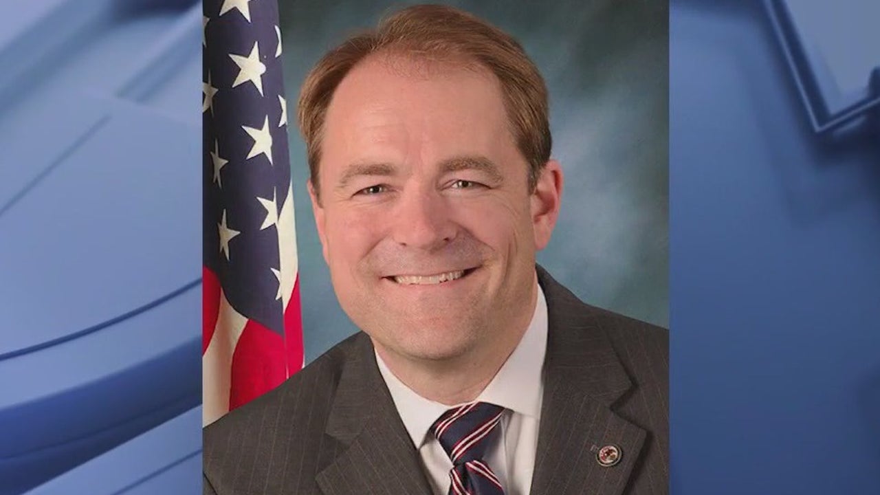 Illinois state senator resigning from his position | FOX 32 Chicago
