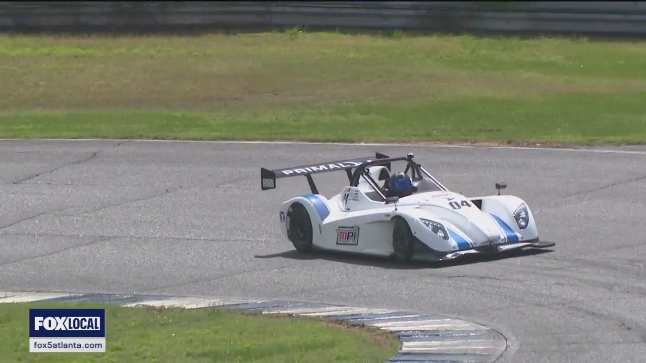 Dawsonville hosts e-racers as they climb into real-life race cars with ...