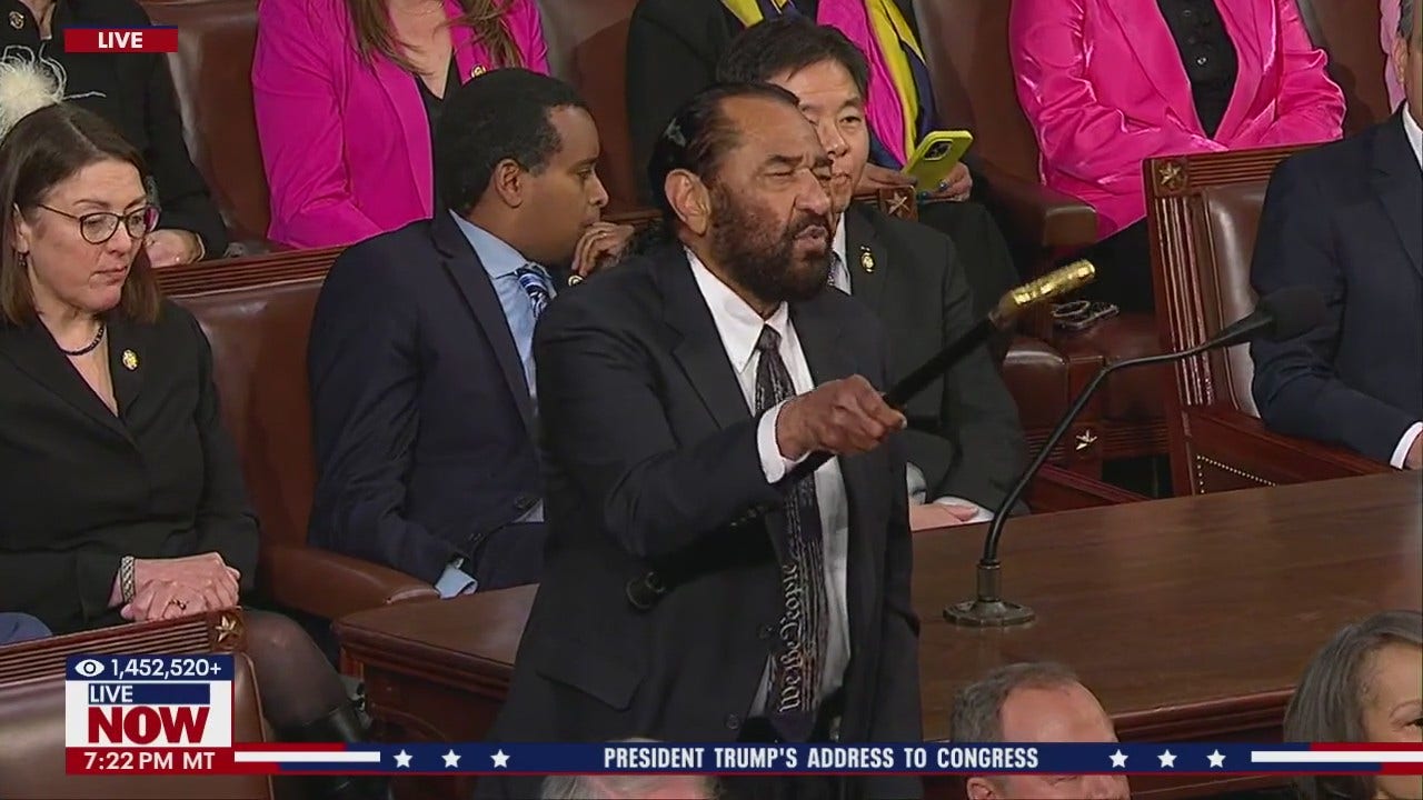 Congressman Al Green disrupts Trump speech, escorted out of chamber ...