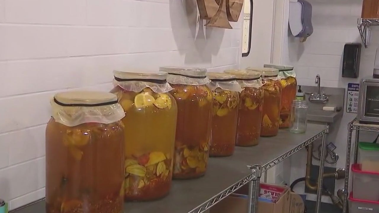 Focusing on gut health at Muun Chi in Redondo Beach | FOX 11 Los Angeles