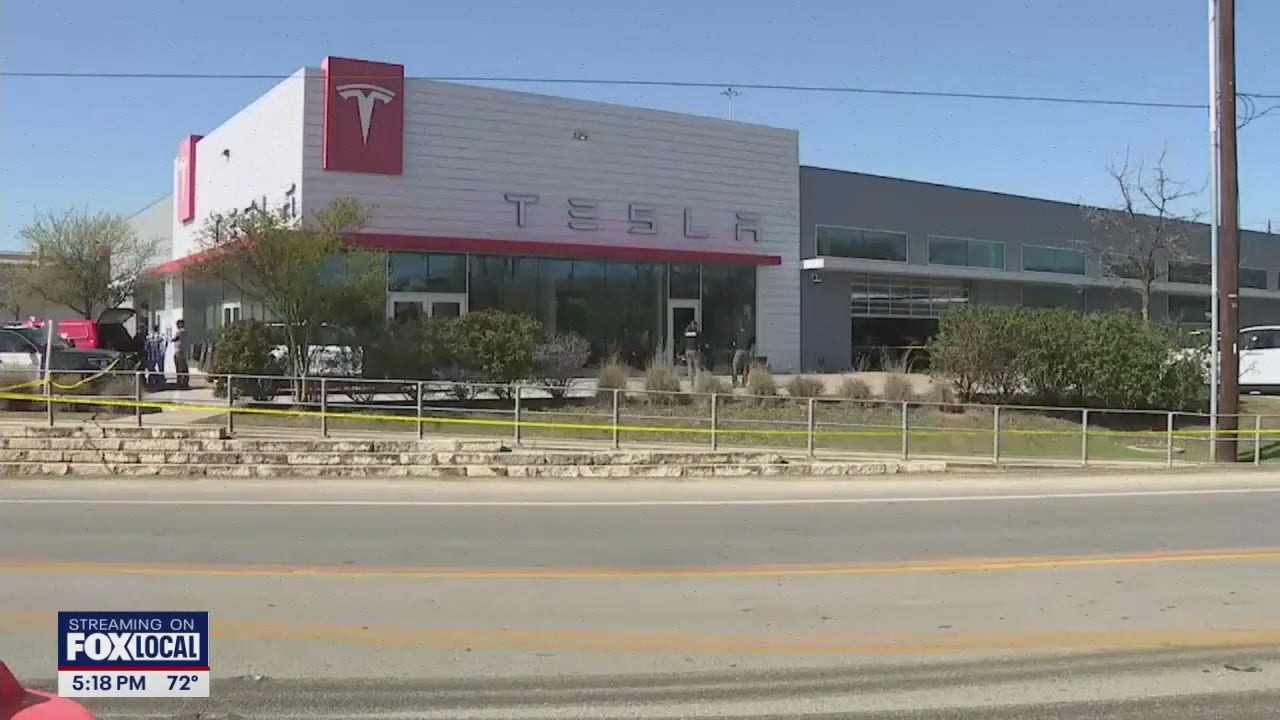 FBI task force to investigate Tesla attacks | FOX 13 Seattle