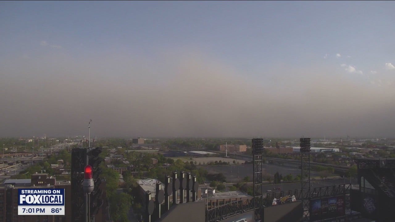 Chicago dust storm warning: Cloud of dust blankets city | FOX 32 Chicago