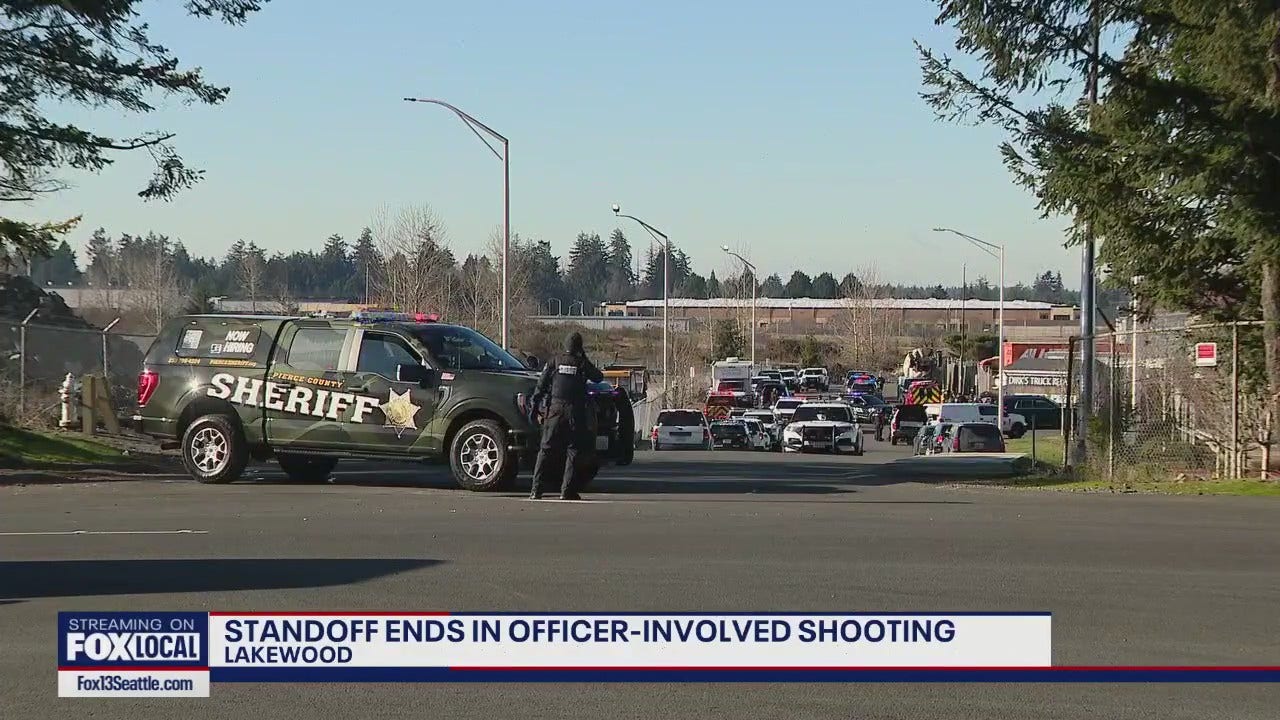 Standoff ends in shooting between officers, suspect | FOX 13 Seattle