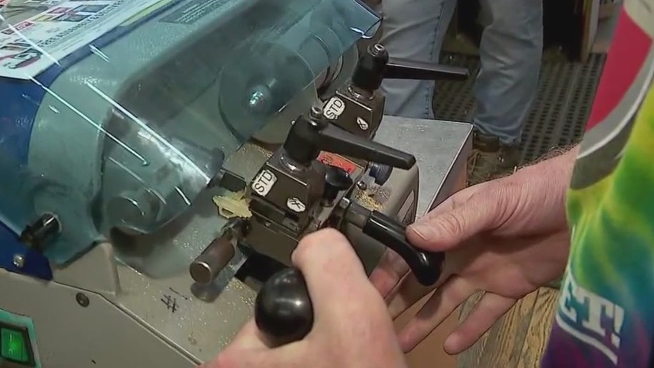 Lawmakers looking at lead keys laws | FOX 9 Minneapolis-St. Paul