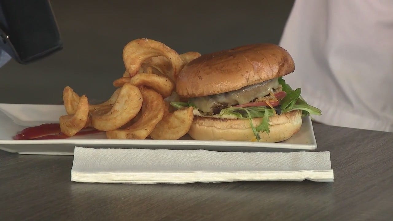 Burgers with Buck 2nd Helping Ep. 26 | FOX 5 Atlanta