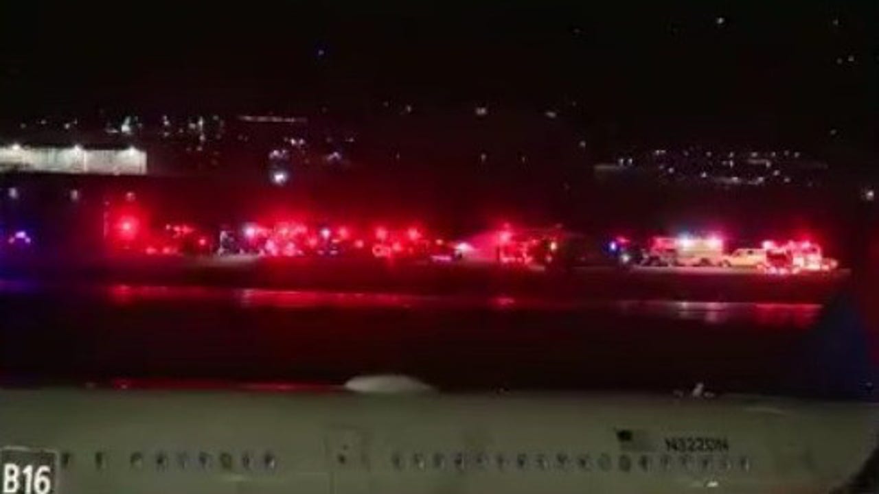 Deadly mid-air collision near Washington, D.C. | FOX 35 Orlando