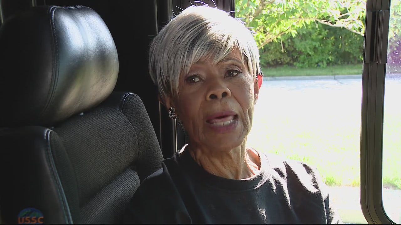 City of Detroit honors one of their first female driver's 90th birthday ...