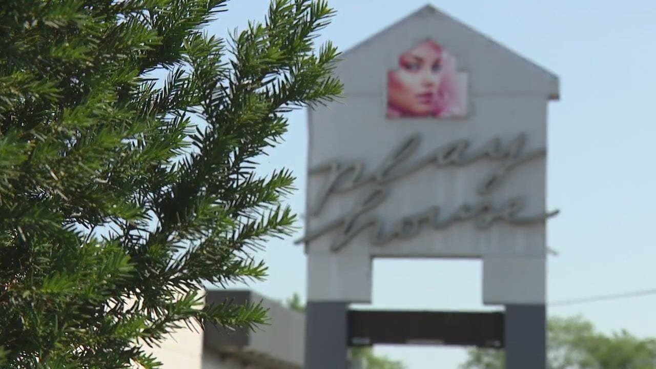 Dozen COVID-19 cases linked to Romulus strip club | FOX 2 Detroit