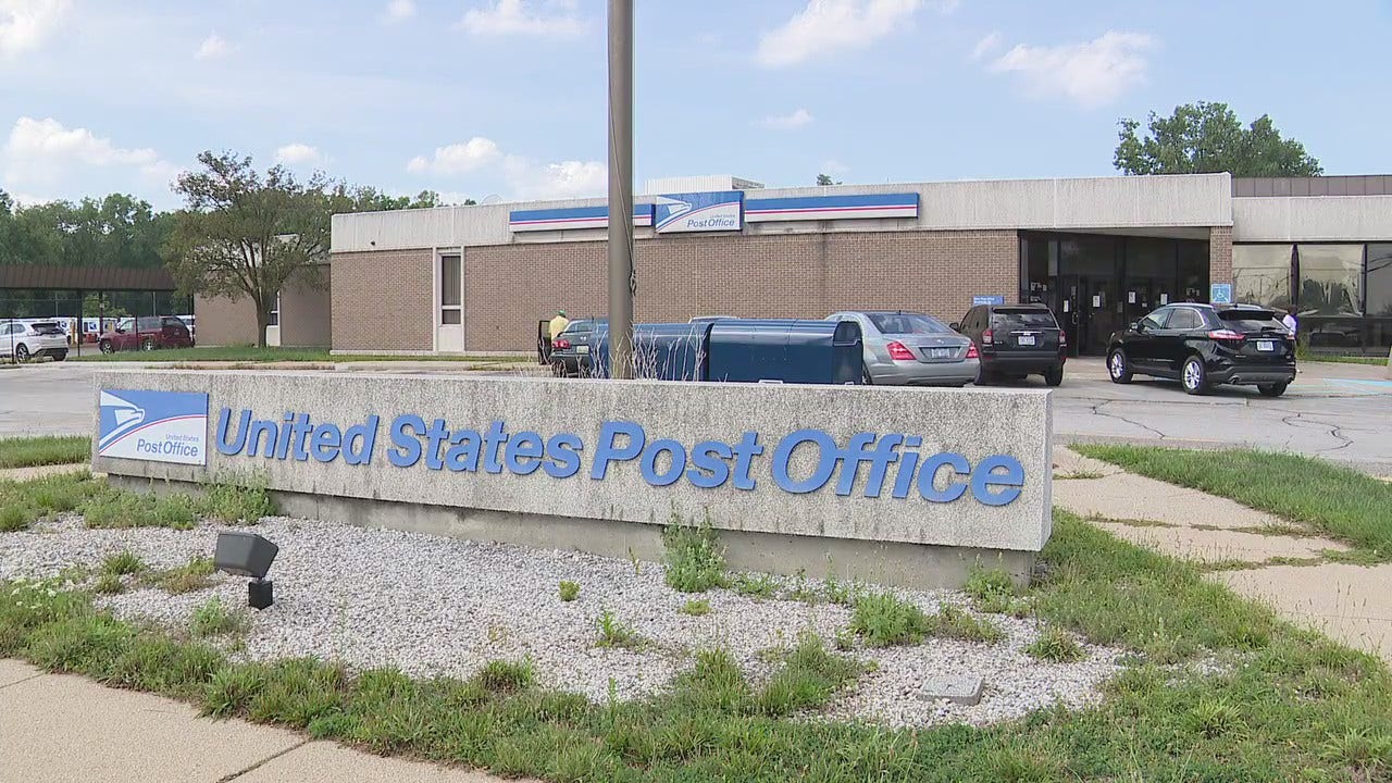 Mich. senators Peters, Lawrence highlight USPS delays on Michiganders ...