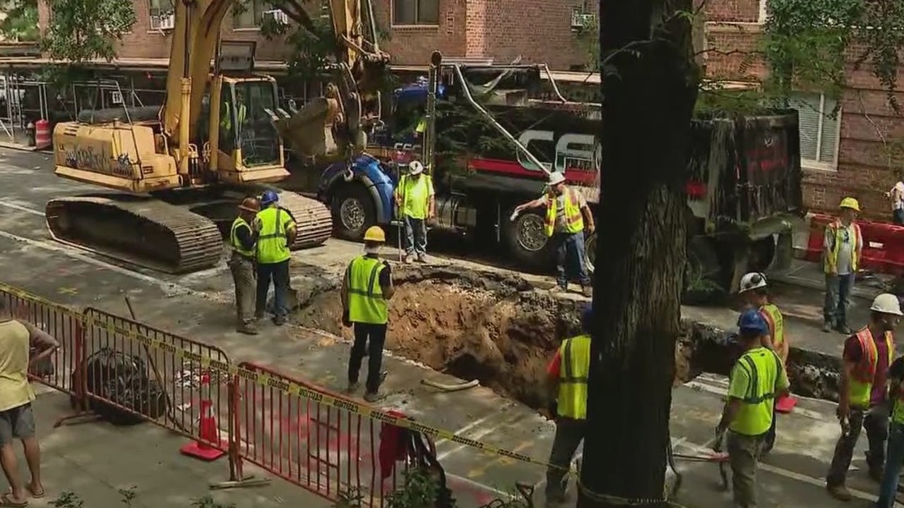 Second sinkhole in a week plagues NYC | FOX 5 New York