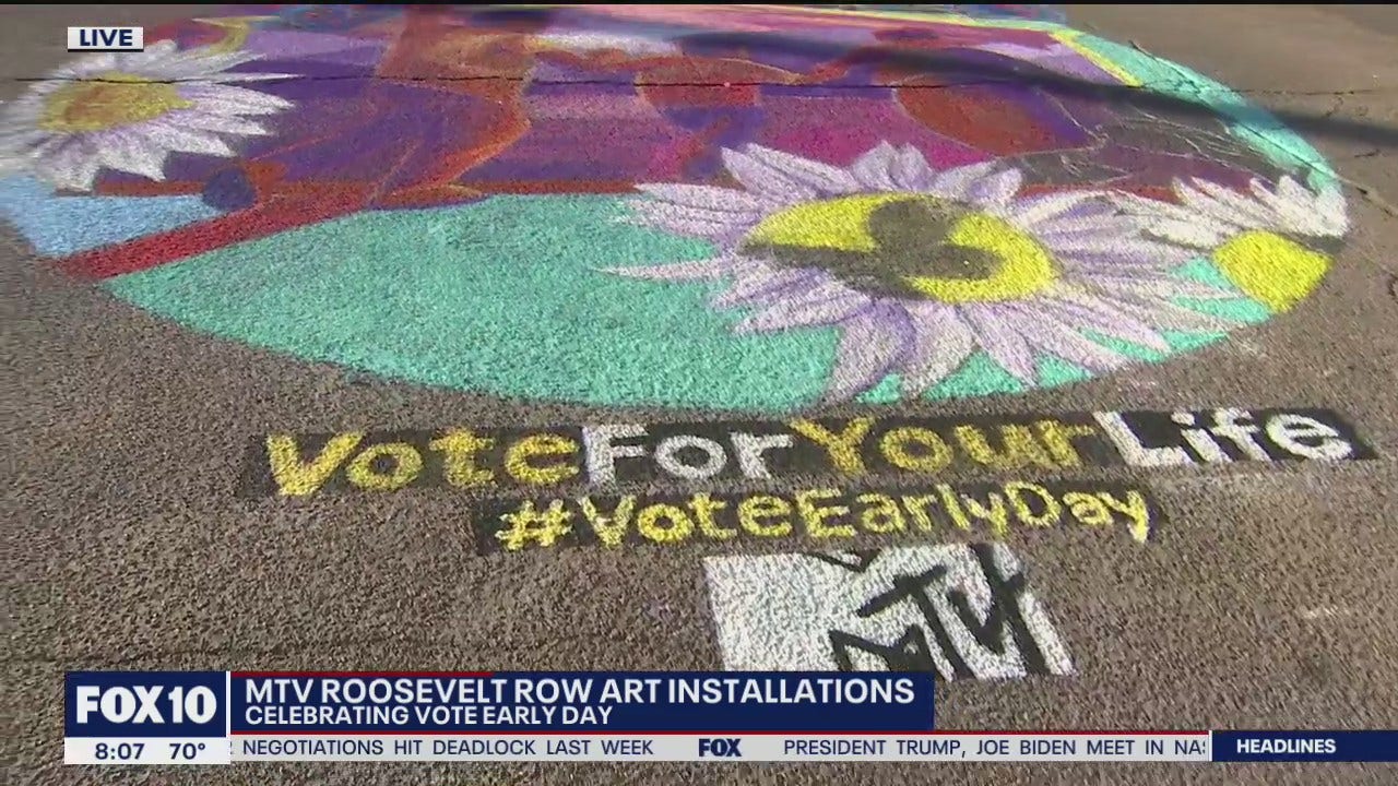 MTV organizes art event in downtown Phoenix to encourage people to vote ...