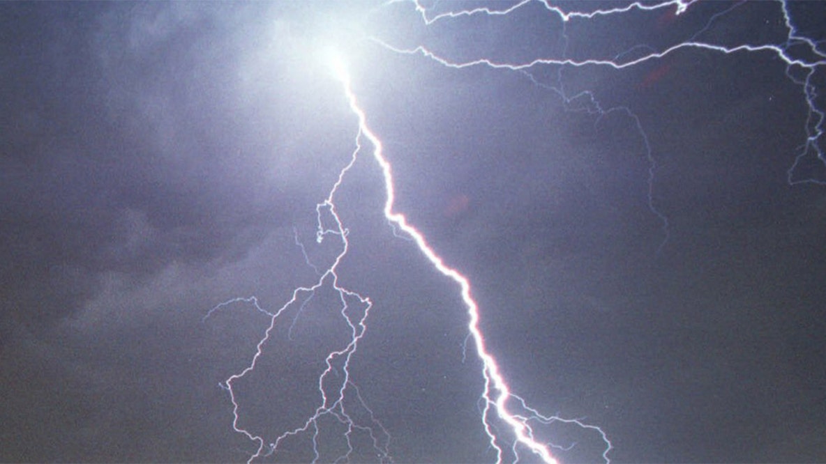 Lightning postpones Gibbs football game as team seeks to honor players ...