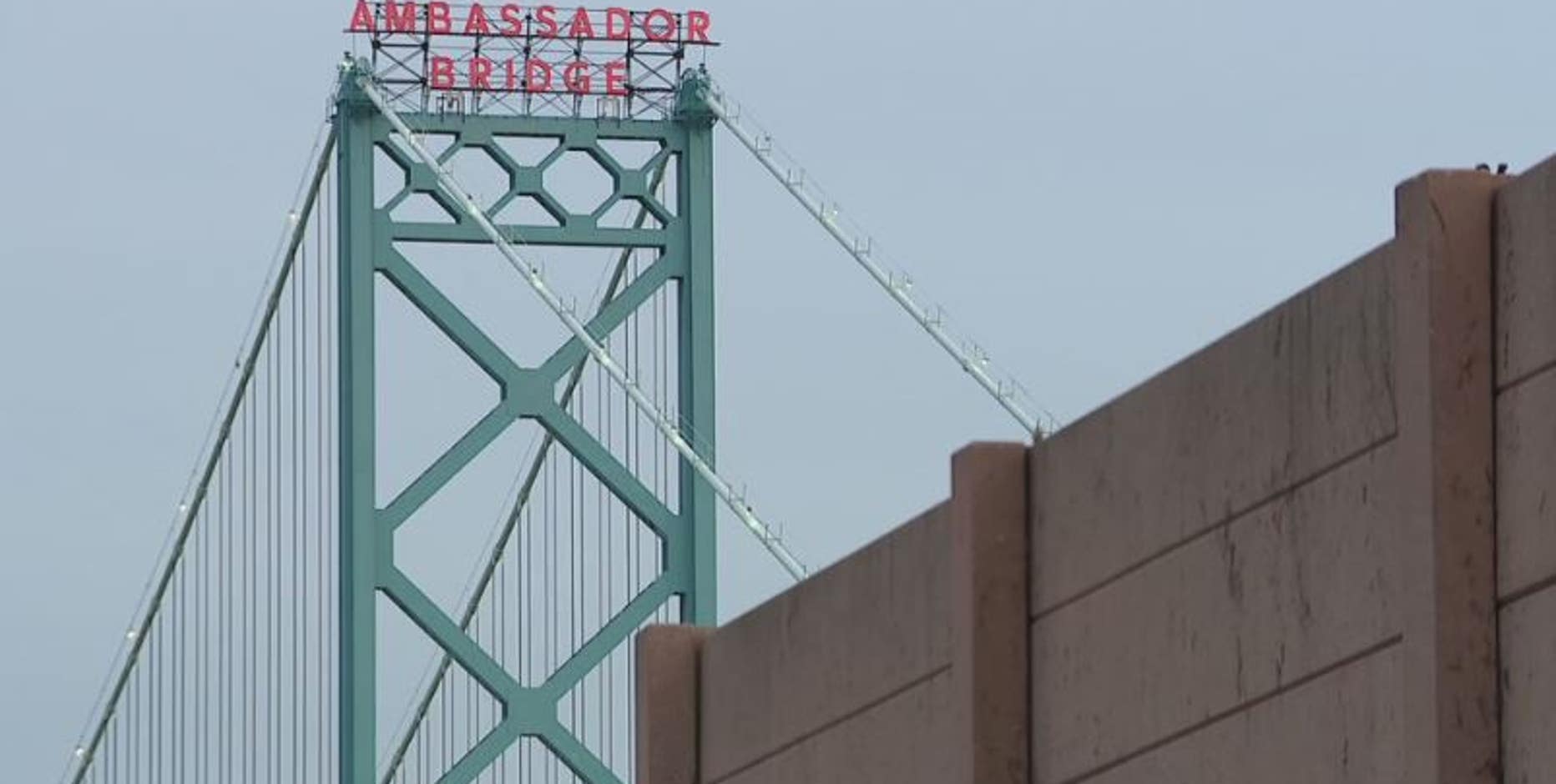 UAW highlights Ford offer • Oxford shooting report expected ...