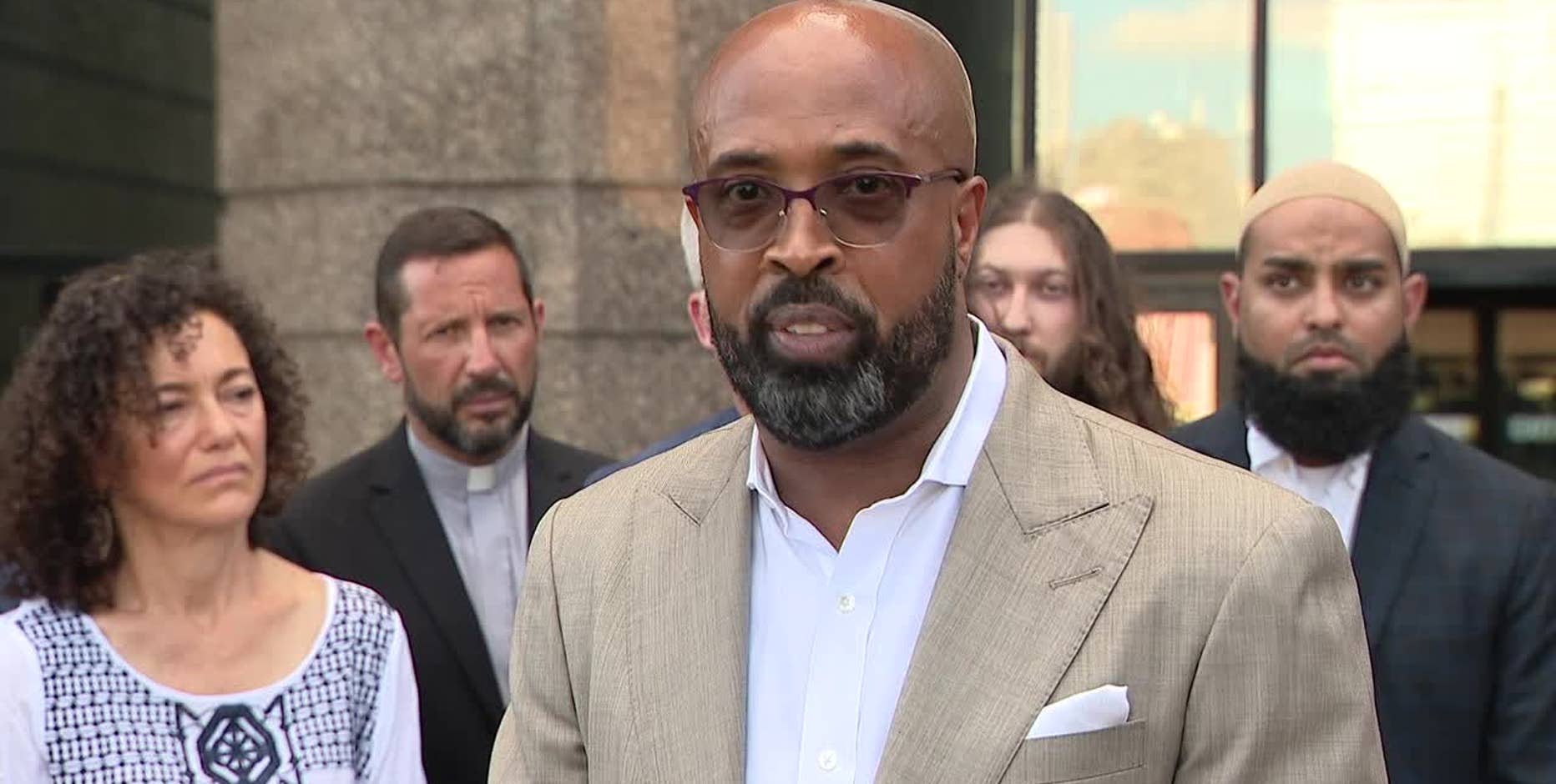 Dallas pastor takes over Rev. Jesse Jackson role as leader of Rainbow ...