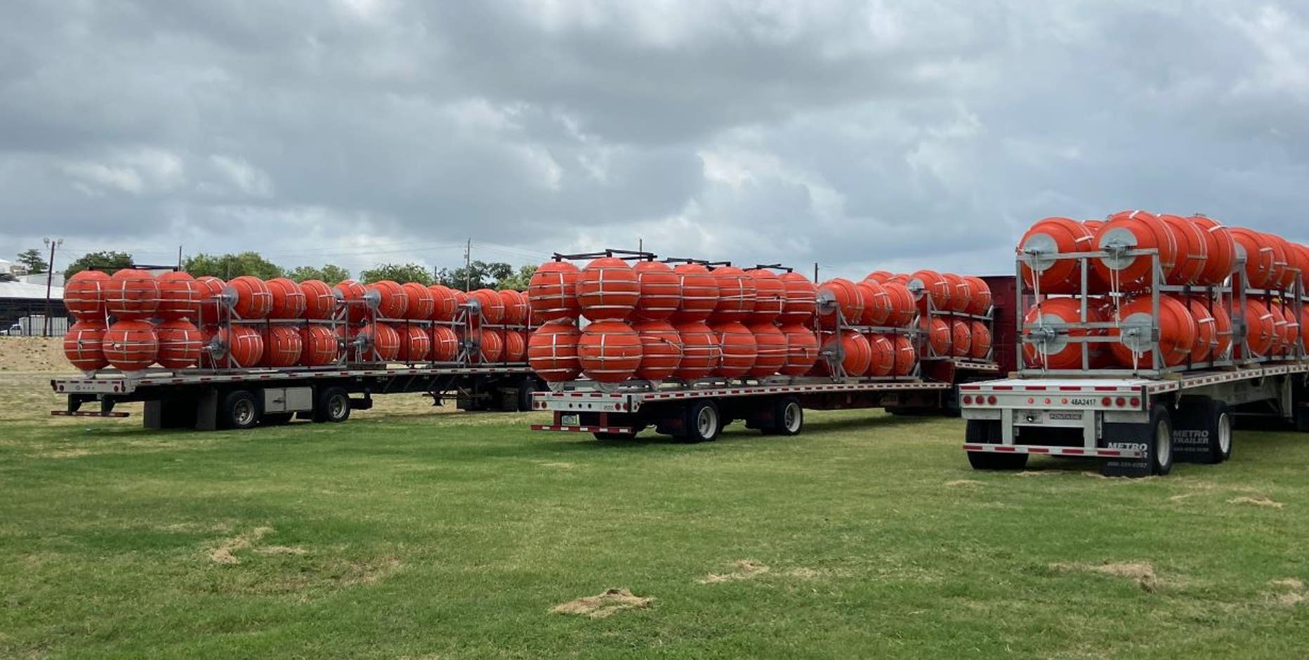 Texas' floating border wall in portion of Rio Grande nearing completion ...