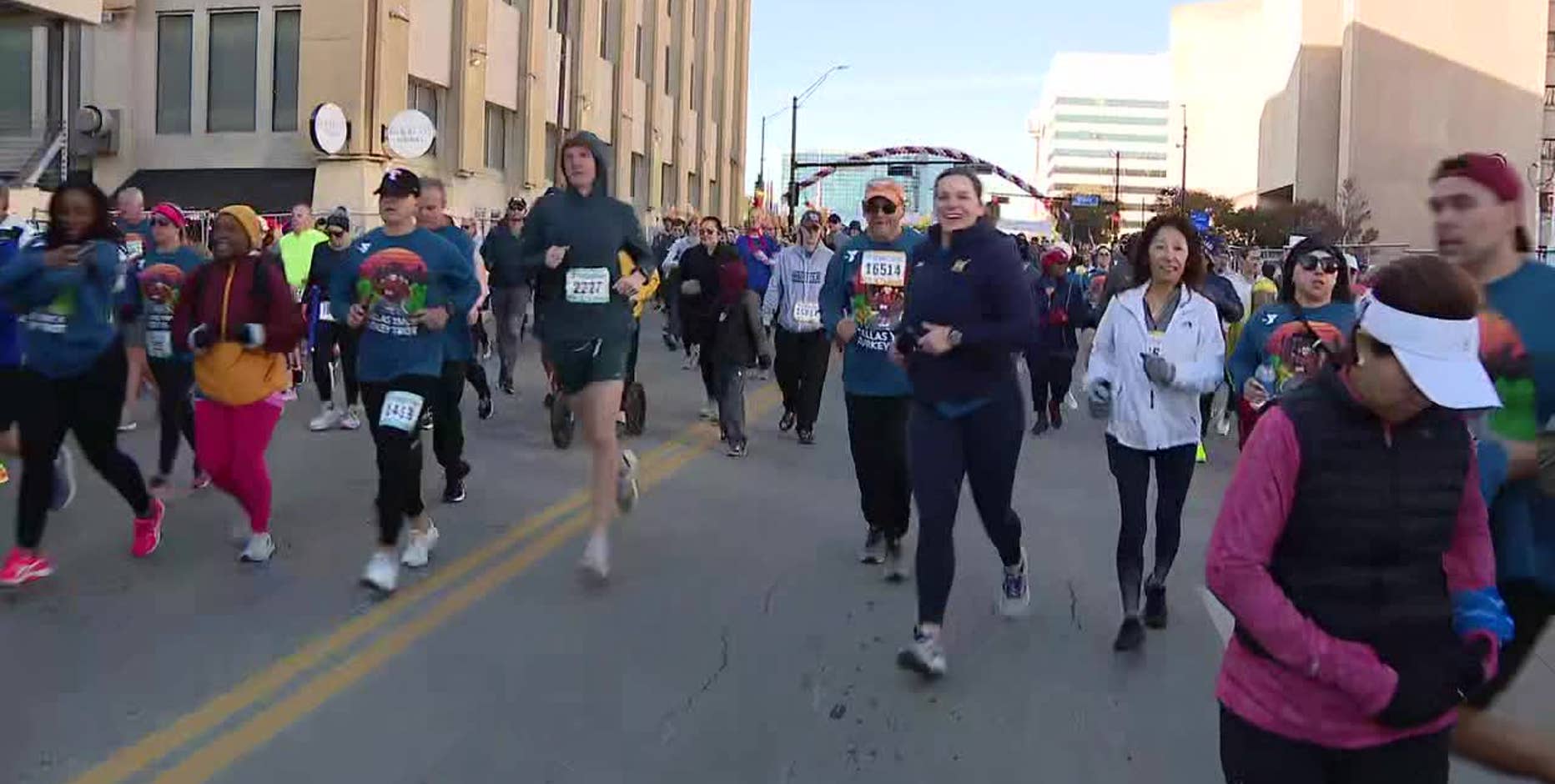 92-year-old among those who took part in Dallas YMCA Turkey Trot | FOX ...