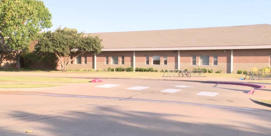 Lewisville ISD parents voice concerns about possible closure of 5 ... Lewisville ISD parents voice concerns about possible closure of 5 ...