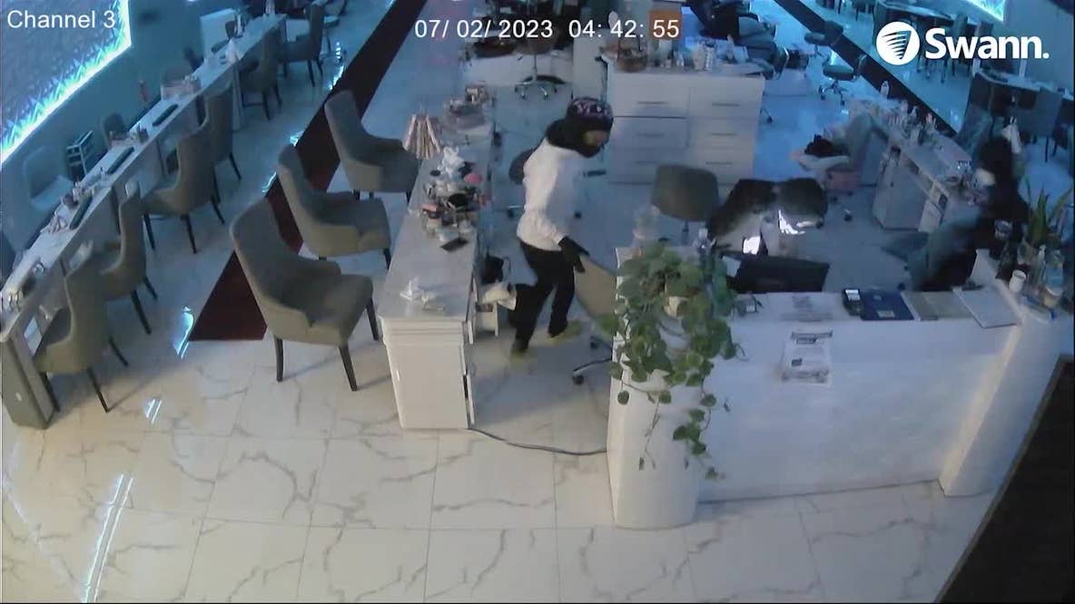 Atlanta Police Search For Young Armed Robbery Suspects Seen Fleeing