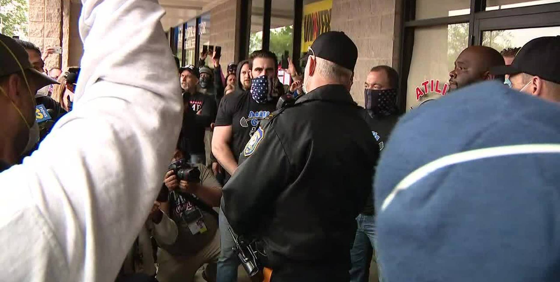 Defiant NJ gym again opens despite closure order amid virus | FOX 5 New ...