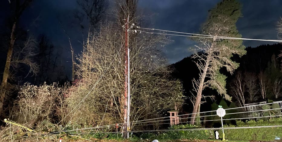 Two dead after western WA bomb cyclone storm | FOX 13 Seattle