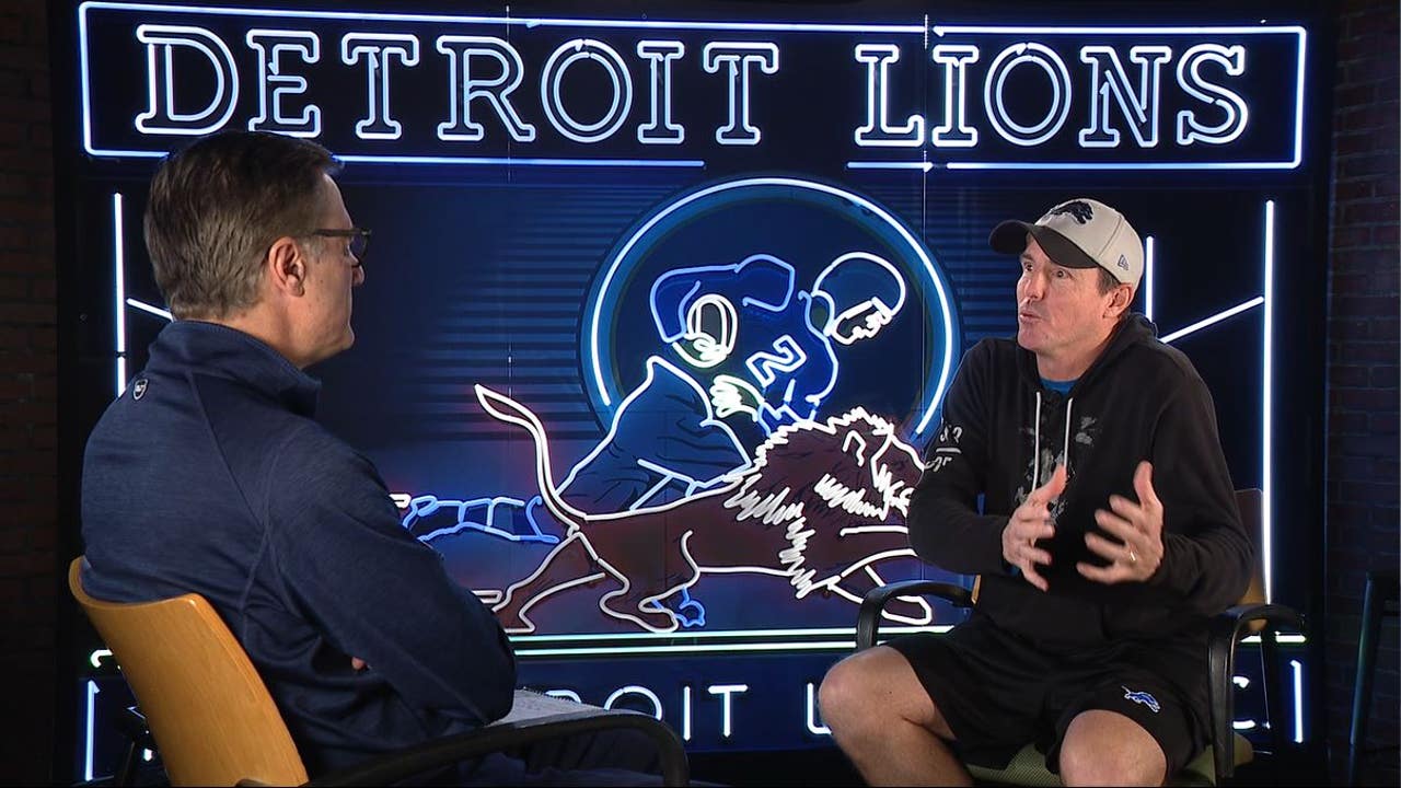 WATCH - Dan Miller talks with Lions special teams coordinator Dave Fipp ...