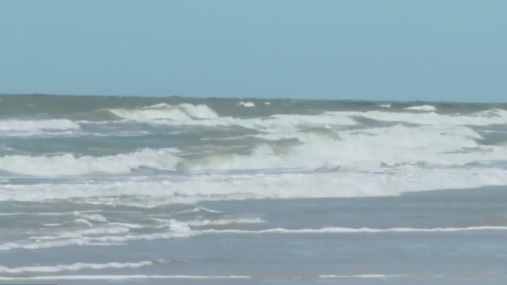 Pinellas Beaches Bracing For Tuesday Storm Fox 13 Tampa Bay
