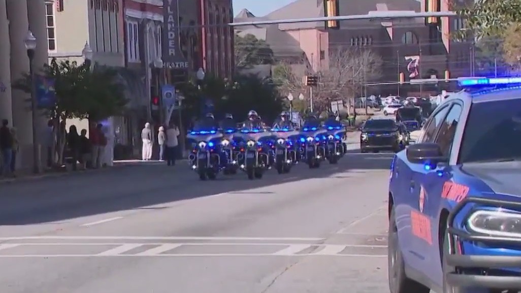 Rosalynn Carter motorcade leaves Americus | FOX 5 Atlanta