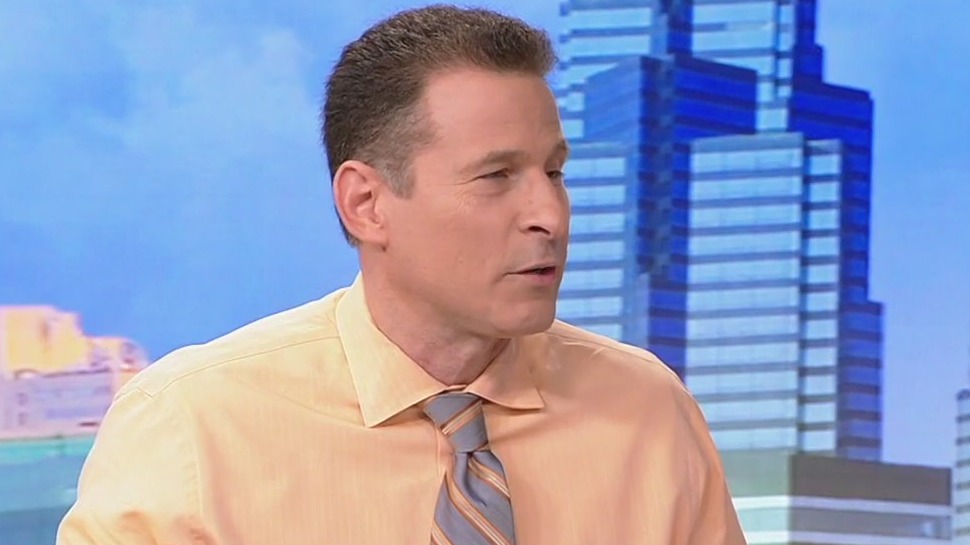 Dr. Neil Winawer talks about Mitch McConnell | FOX 5 Atlanta