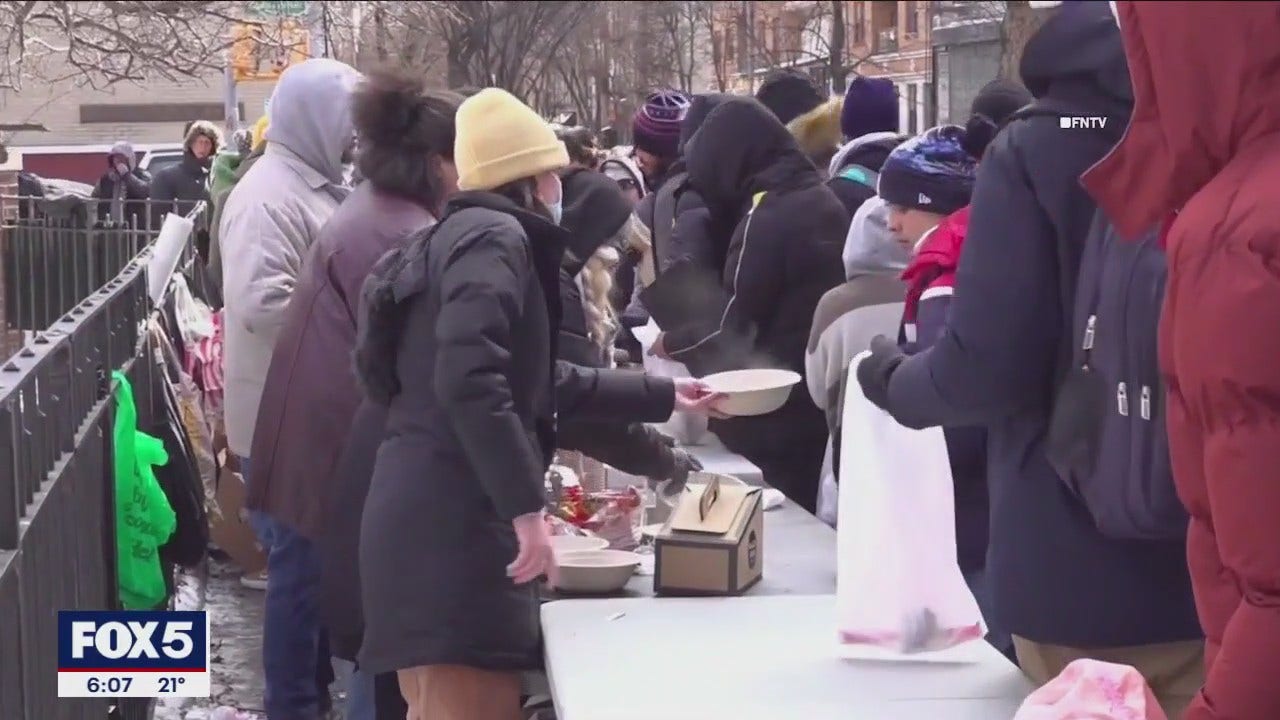 Migrants continue to deal with frigid temperatures | FOX 5 New York