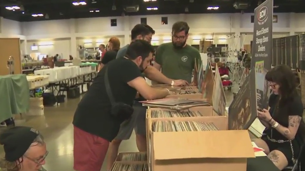 Austin Record Convention returns | FOX 7 Austin