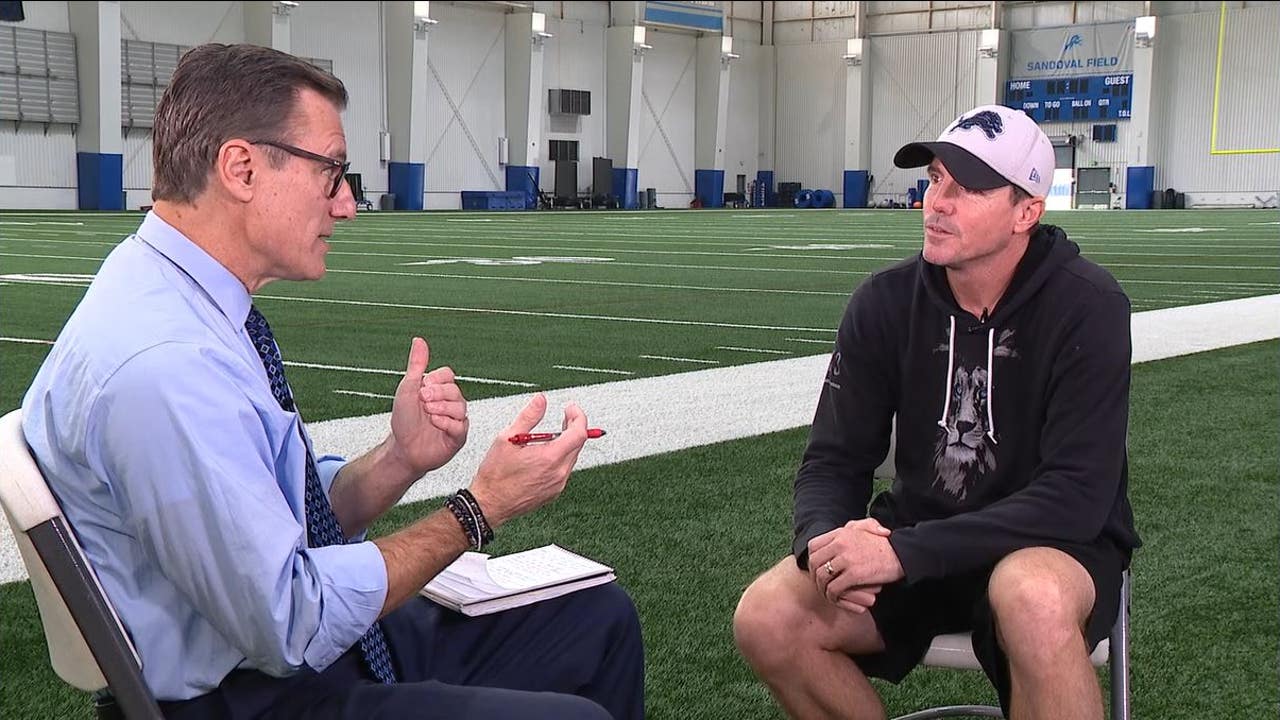 WATCH - Dan Miller talks with Lions special teams coordinator Dave Fipp ...