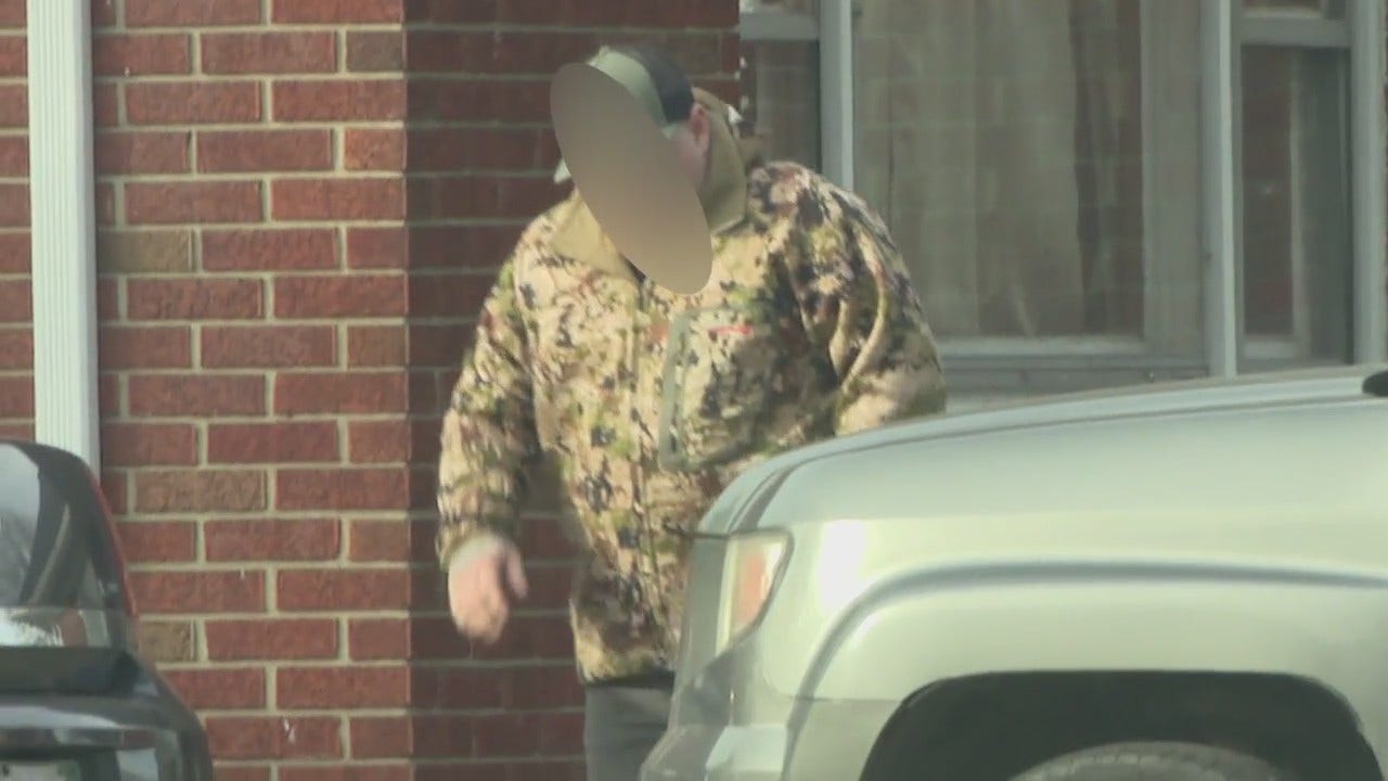 Allen Park taxidermist gets tracked down by Rob Wolchek | FOX 2 Detroit