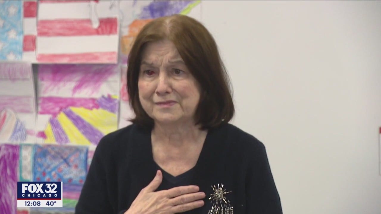 Beloved teacher honored by St. Pius V school in Pilsen | FOX 32 Chicago